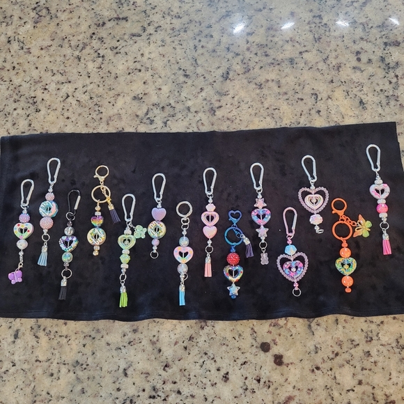 BeadBrain.net | Accessories | Doughnut Hearts Love Beaded Key Ring ...